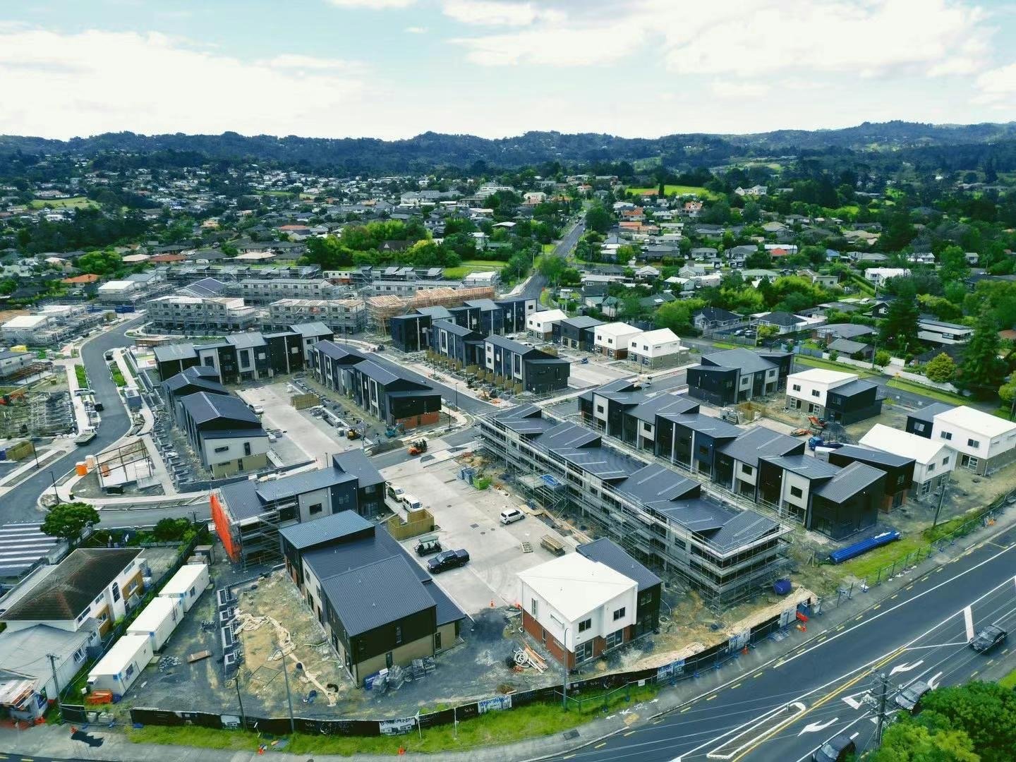 SELO: Efficient Construction Opens up 236 Affordable Houses in a Near ...